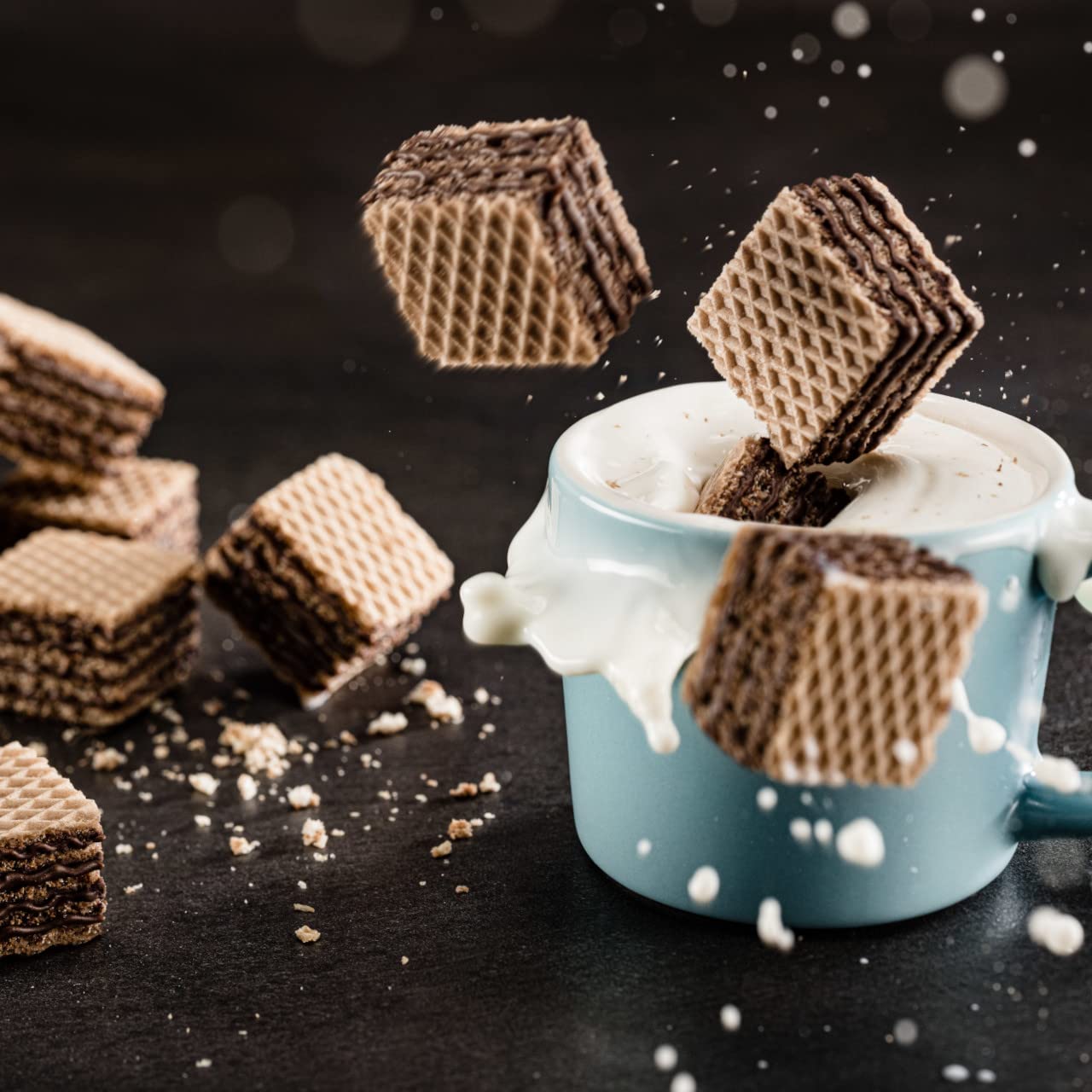 Mua Loacker Quadratini Dark Chocolate Wafer Cookies SMALL - Premium ...