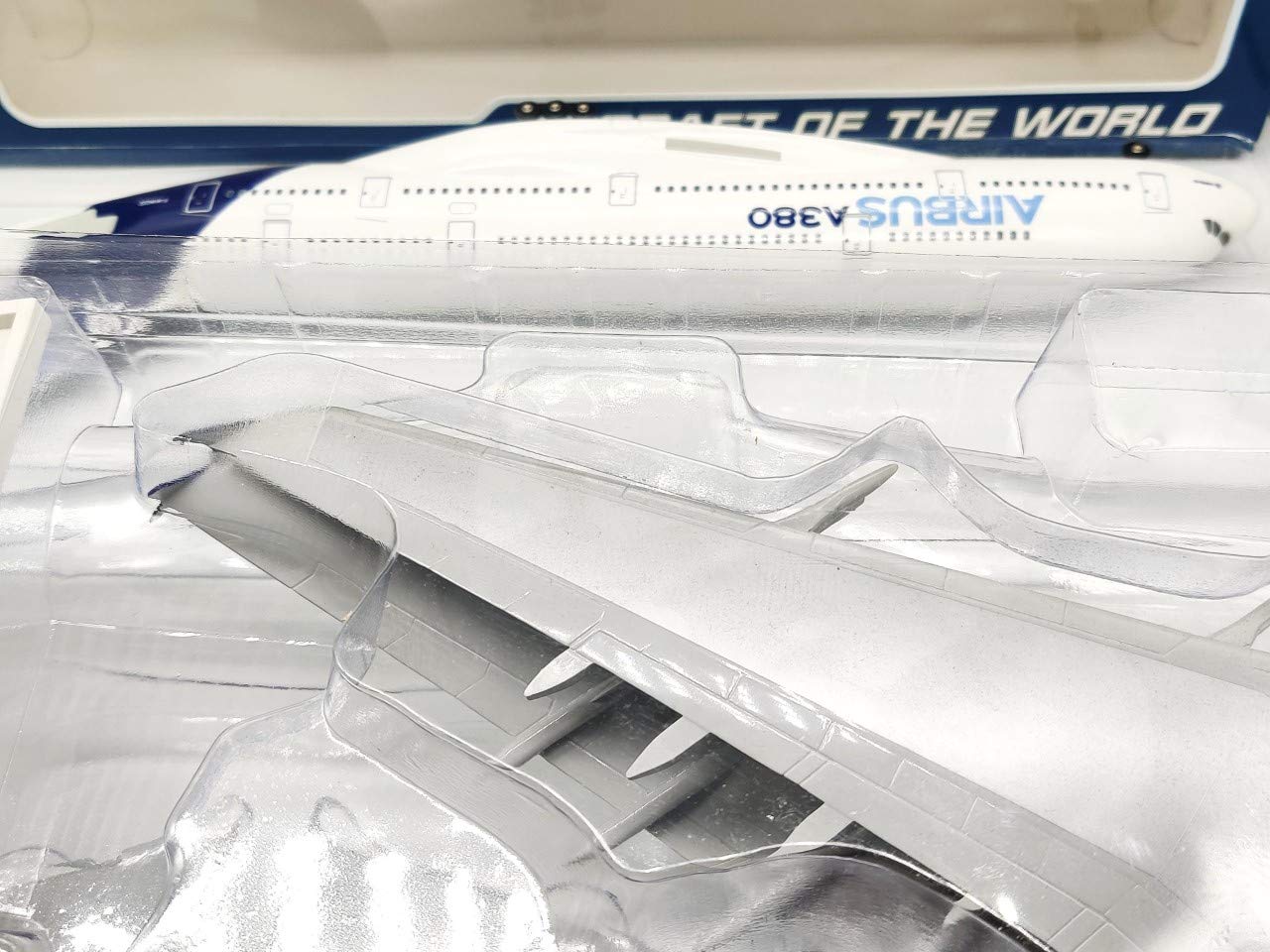 Mua Daron Skymarks Airbus A380-800 H/C with Gear, 1/200-Scale,White ...