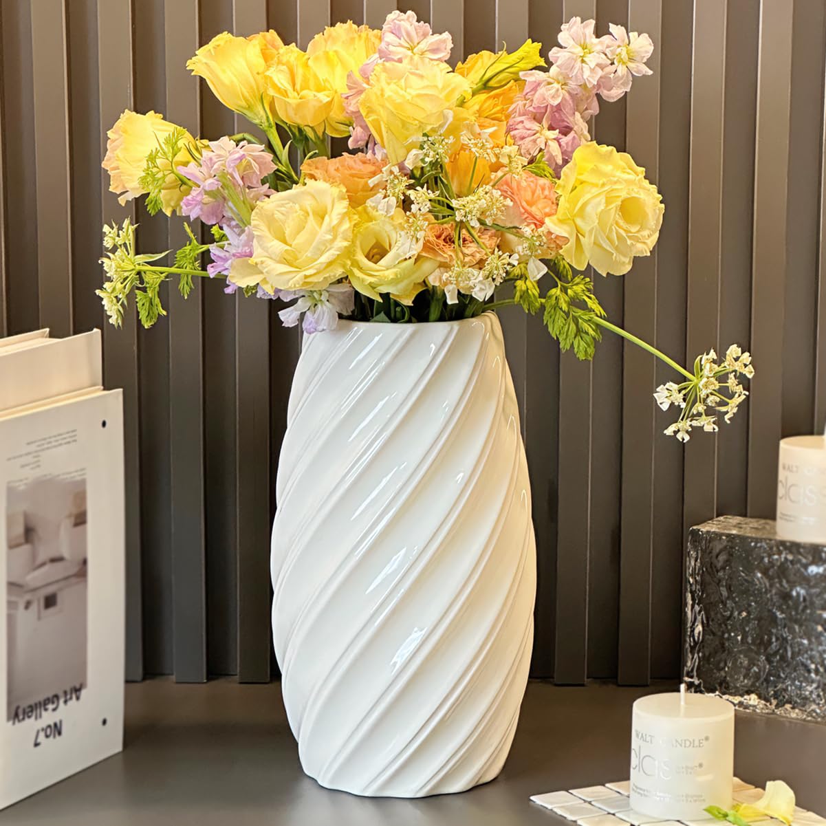 Modern White Ceramic Vase for Home Decor, 9.5 Inch Flower Vases, Small ...