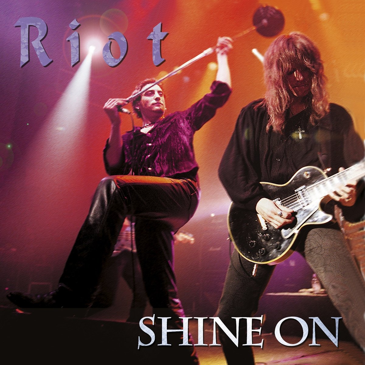 Shine on-Reissue CD/DVD: Riot: Amazon.fr: Musique