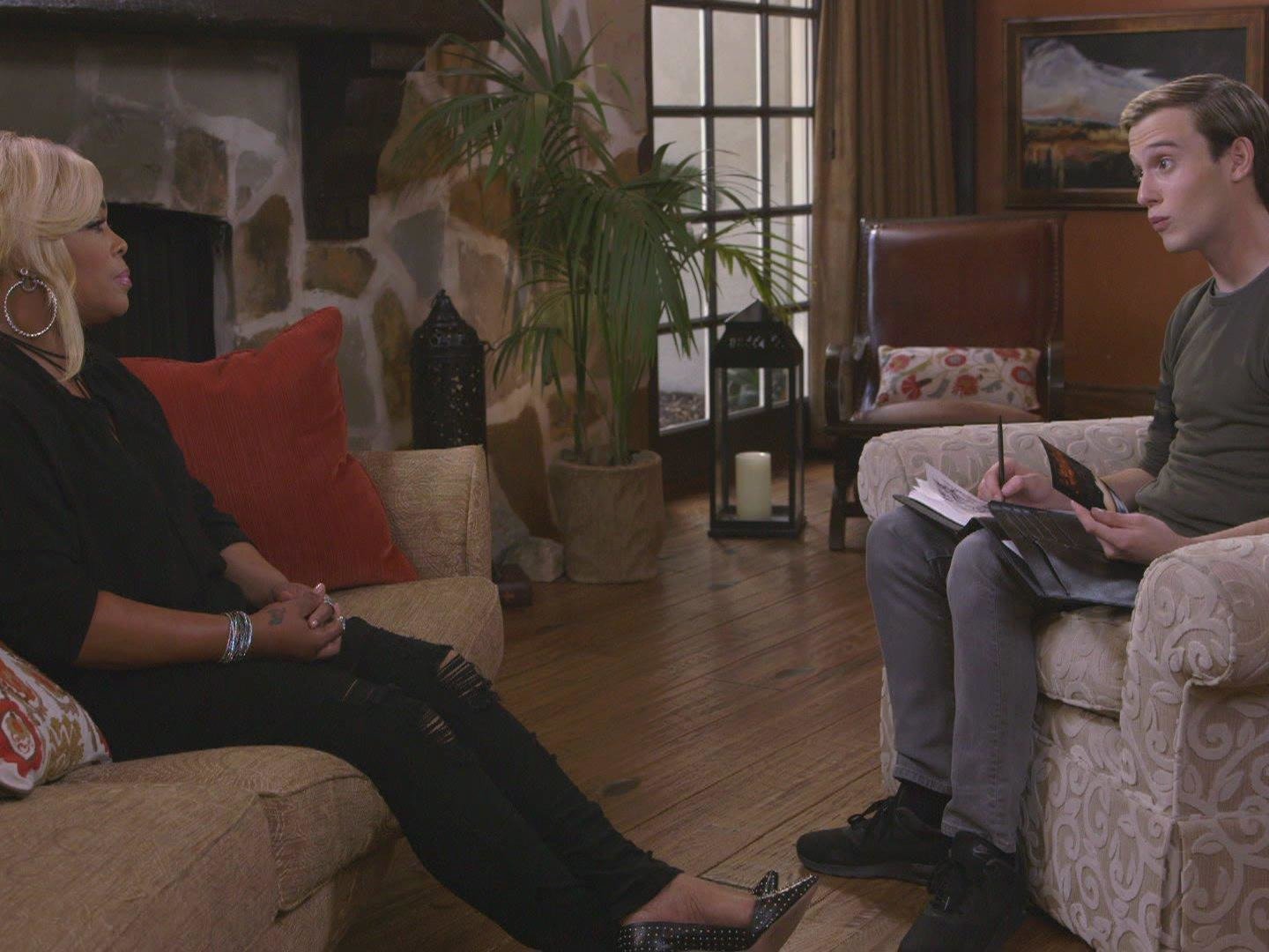 Watch Hollywood Medium With Tyler Henry Season 2 | Prime Video