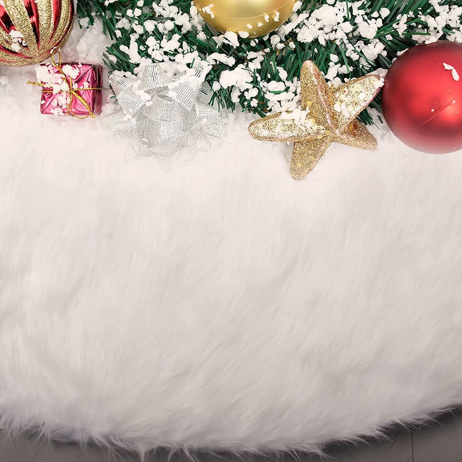 White Christmas Tree Skirt Fur White Furry Tree Skirt Large Christmas ...