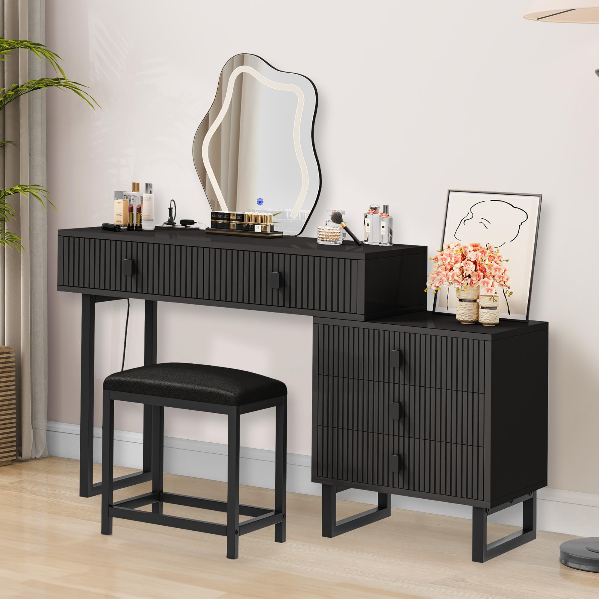 YITAHOME Vanity Set, Makeup Desk with Power Strip, Glamour Table with ...