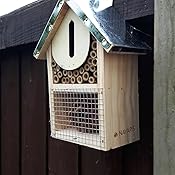 Navaris S Wooden Insect Hotel - 15 x 8 x 20 cm - Natural Wood Insect ...