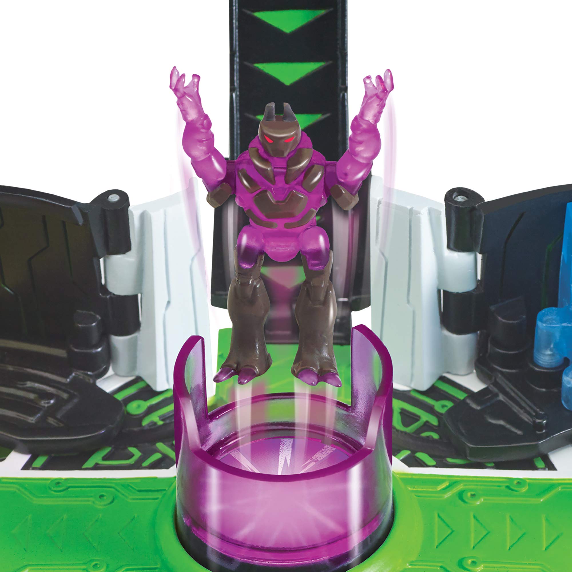Mua Ben 10 "Inside The Omnitrix Micro World Playset trên Amazon Mỹ ...