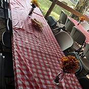 Amazon.com: Toy Cubby 6 Christmas Party Vinyl Tablecloths - Red and ...