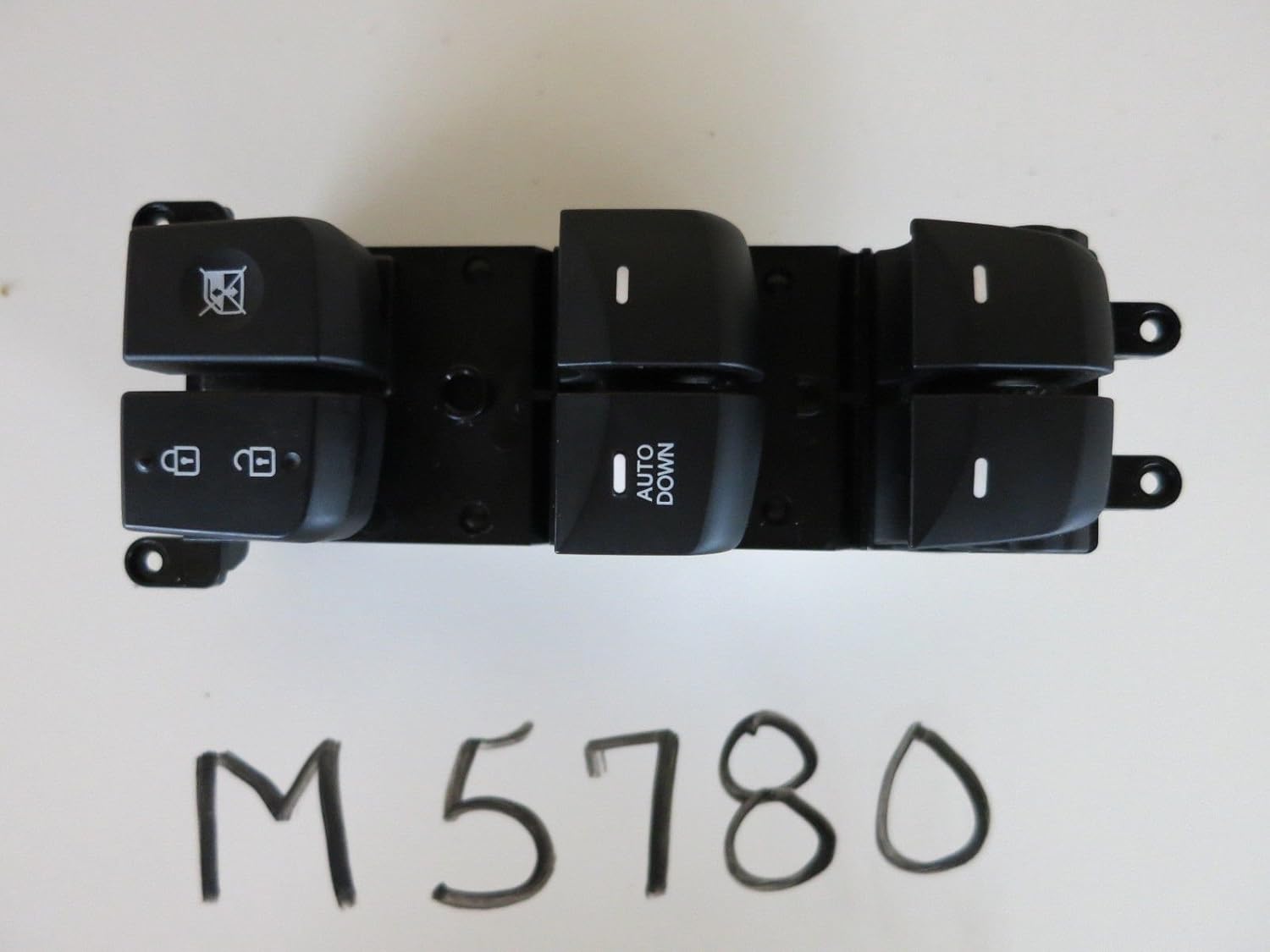 Amazon.com: HYUNDAI Genuine 93571-A5020 Power Window Main Unit Assembly ...