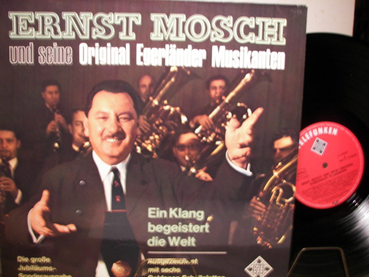 ERNST MOSCH - UND SEINE ORIGINAL EGERLÄNDER MUSIKANTEN - EIN KLANG ...