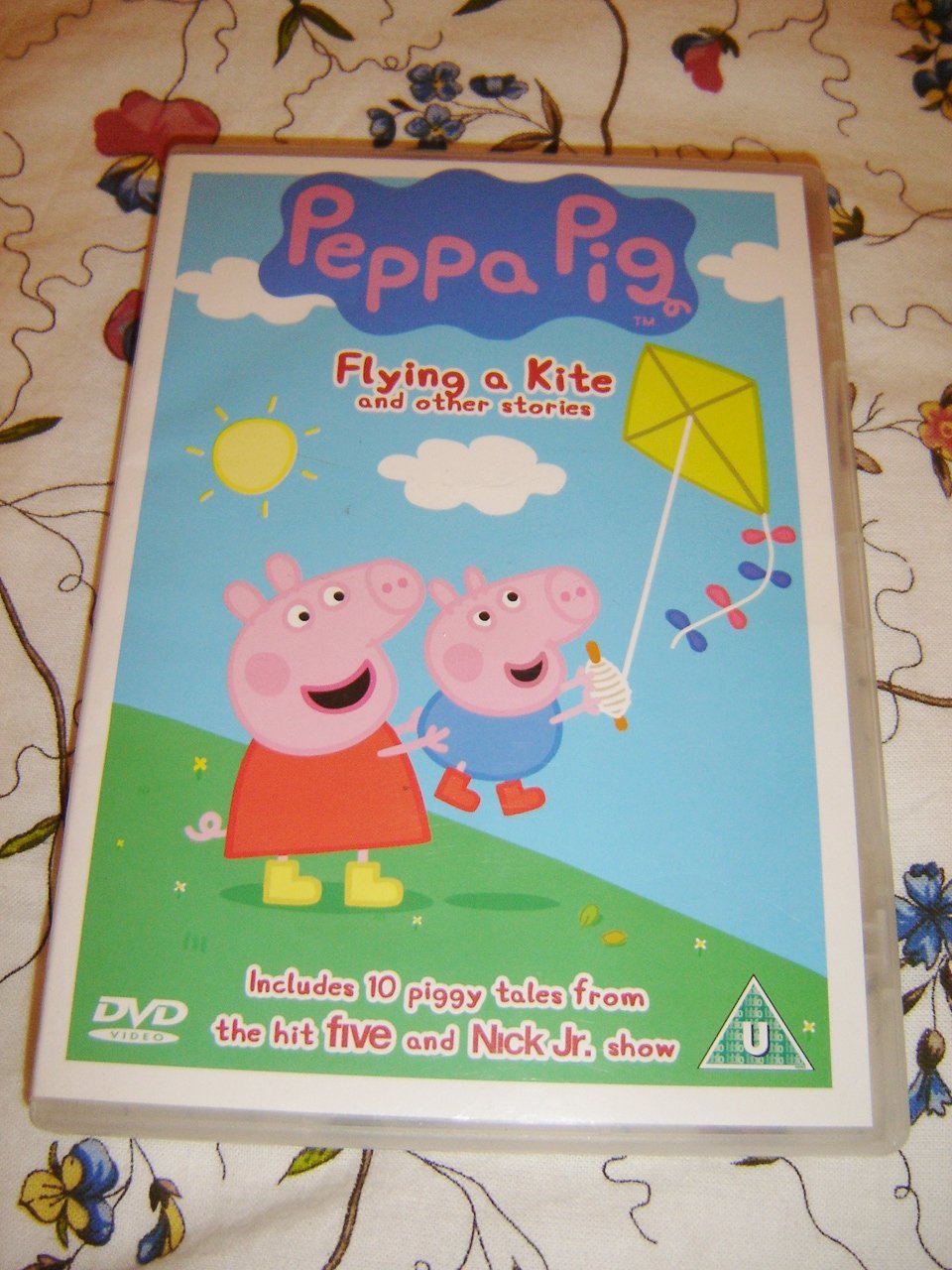Amazon.com: Peppa Pig - Flying a Kite and Other Stories: Peppa Pig ...