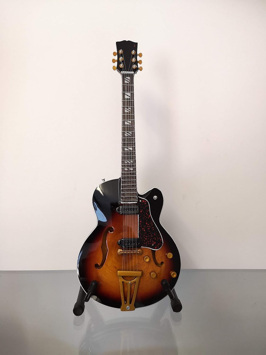 Axman Elvis Presley – Miniature Guitar Replica with Display Box and ...