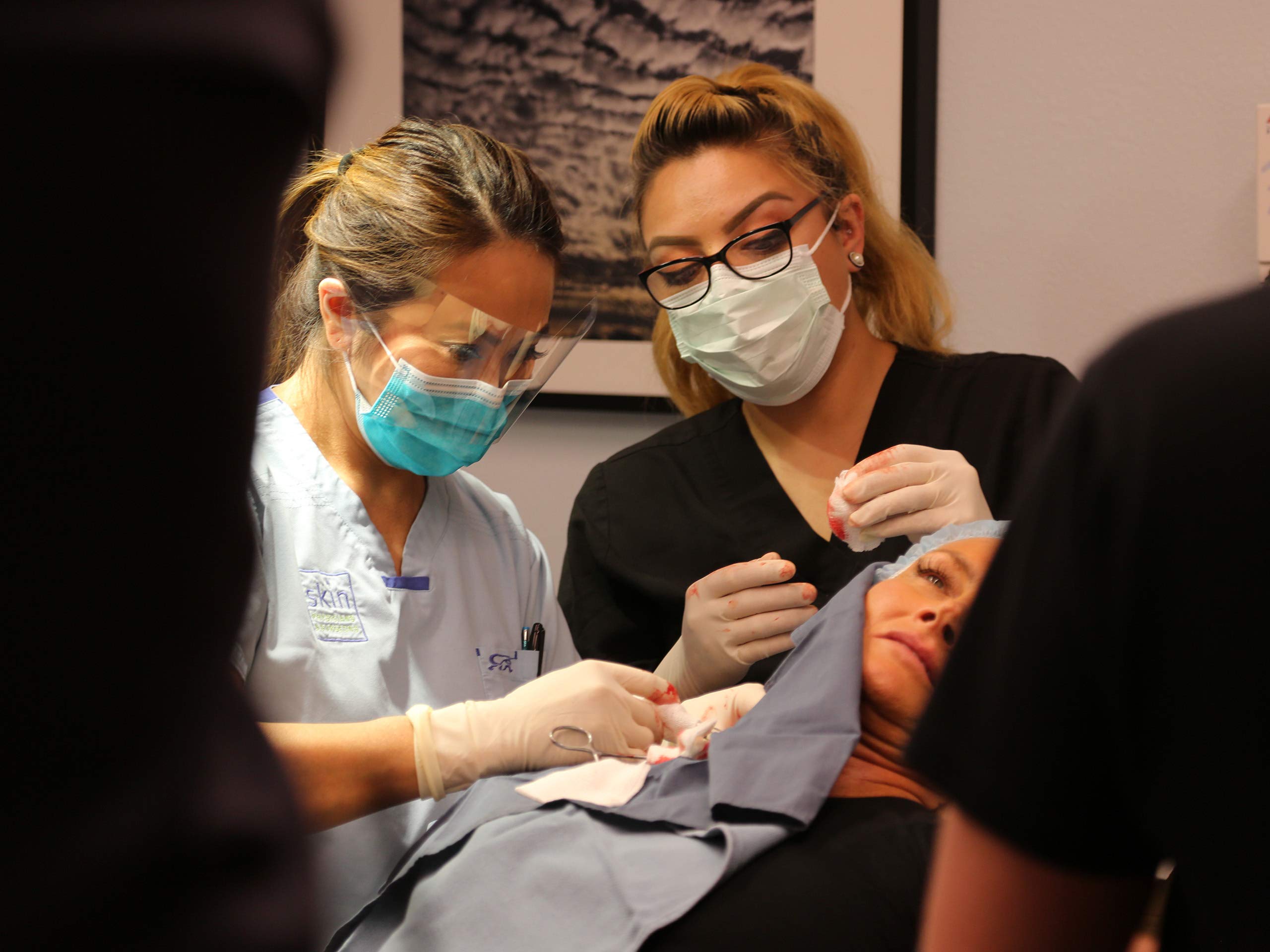 Watch Dr. Pimple Popper - Season 101 | Prime Video