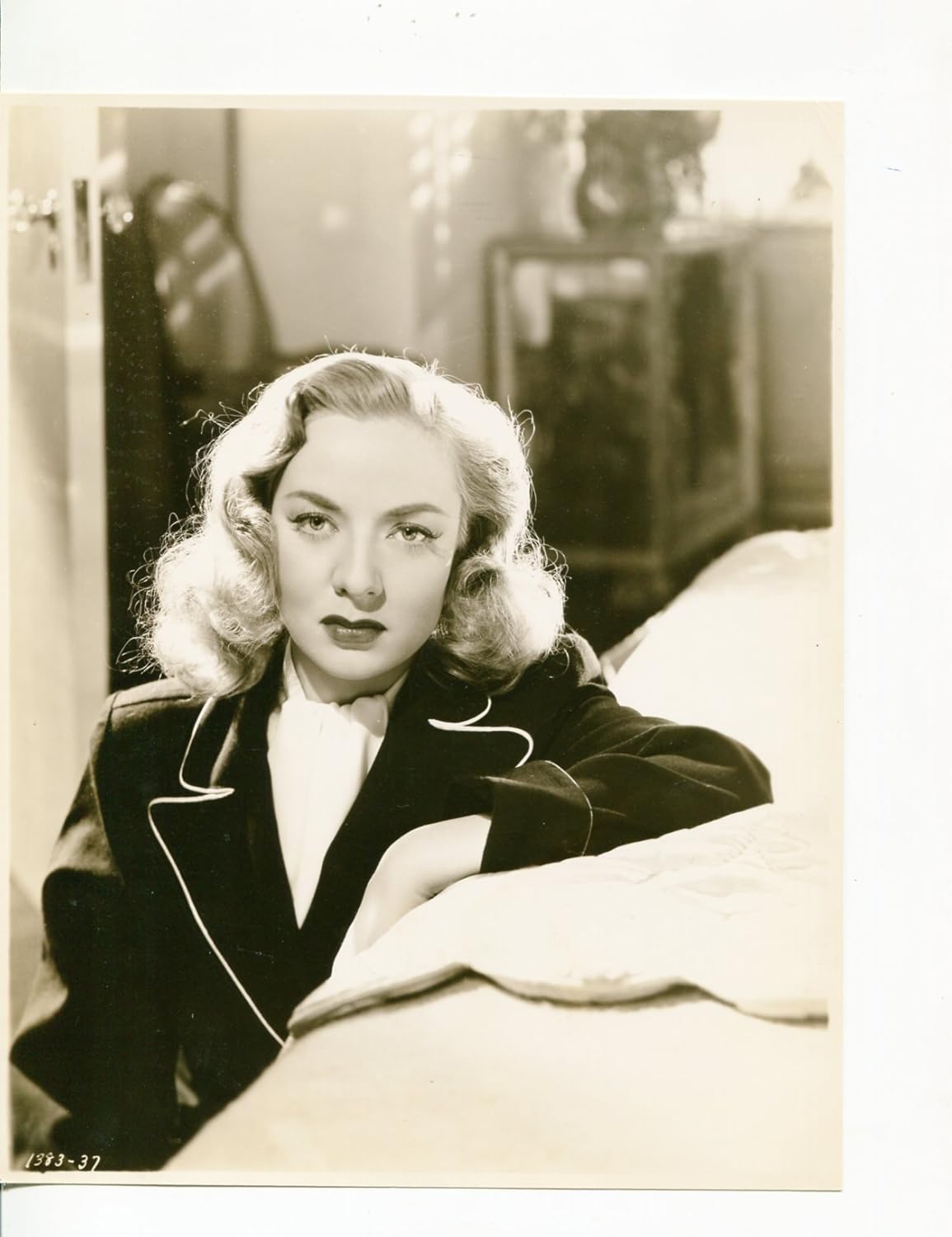 MOVIE PHOTO: Audrey Totter-Actress-7.5x9.5-B&W-Promo-Still at Amazon's ...