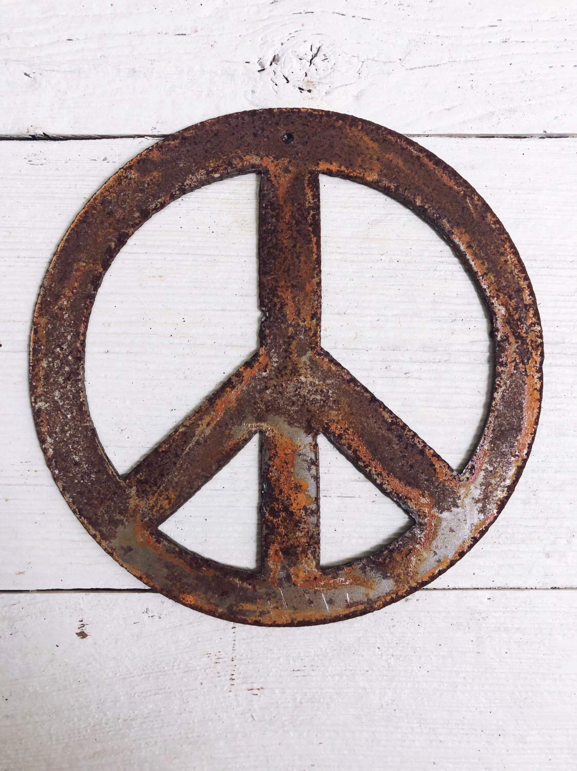 Amazon.com: Rustic 8 inch Peace Sign Hippie Decor Hanging Metal Wall ...