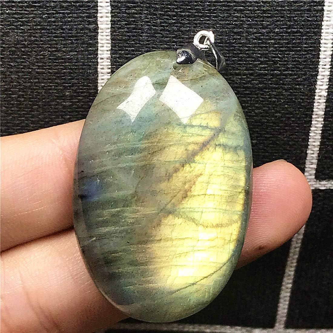 Amazon.com: DUOVEKT Natural Labradorite Pendant, Labradorite Crystal ...
