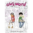 Awkward: Chmakova, Svetlana: 9780316381307: Books - Amazon.ca