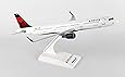 Amazon.com: Daron Skymarks Delta A321 1/150 SKR878, White: Toys & Games