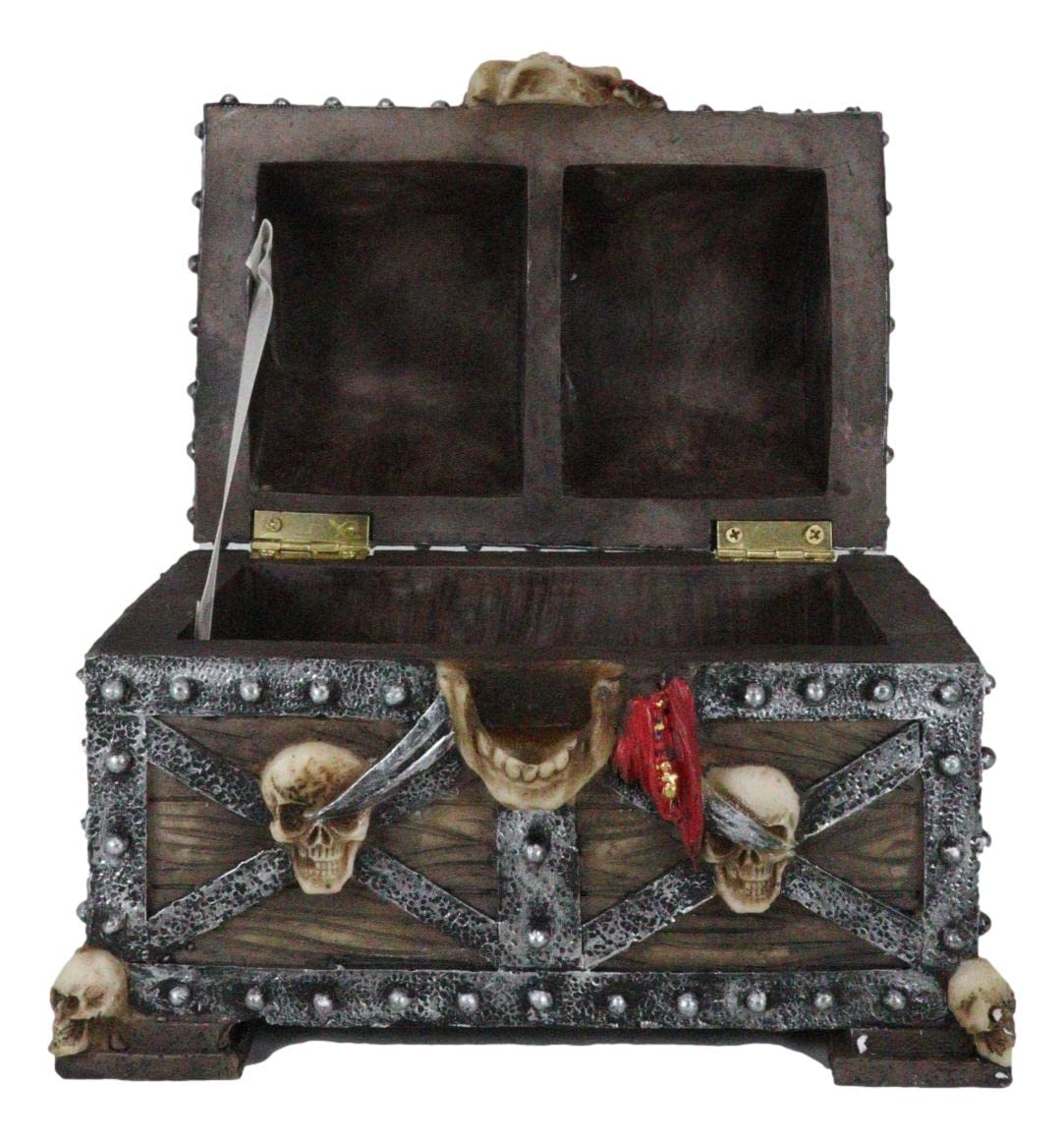 Mua Gifts & Decors Ebros Large Caribbean Pirate Marauder Skull With ...