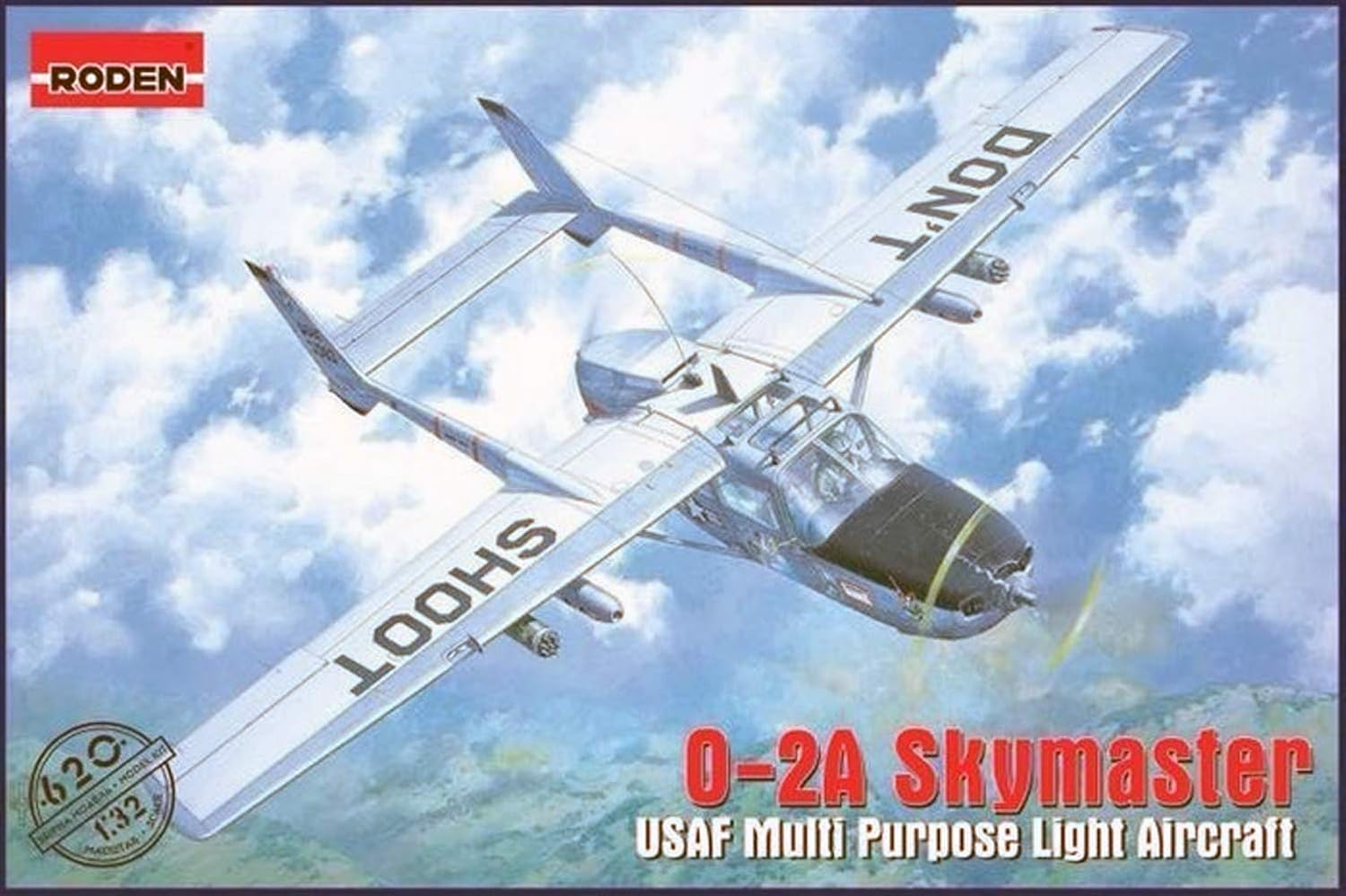 Amazon.com: Roden Model kit 1/32 0-2A Skymaster USAF Multi Purpose ...