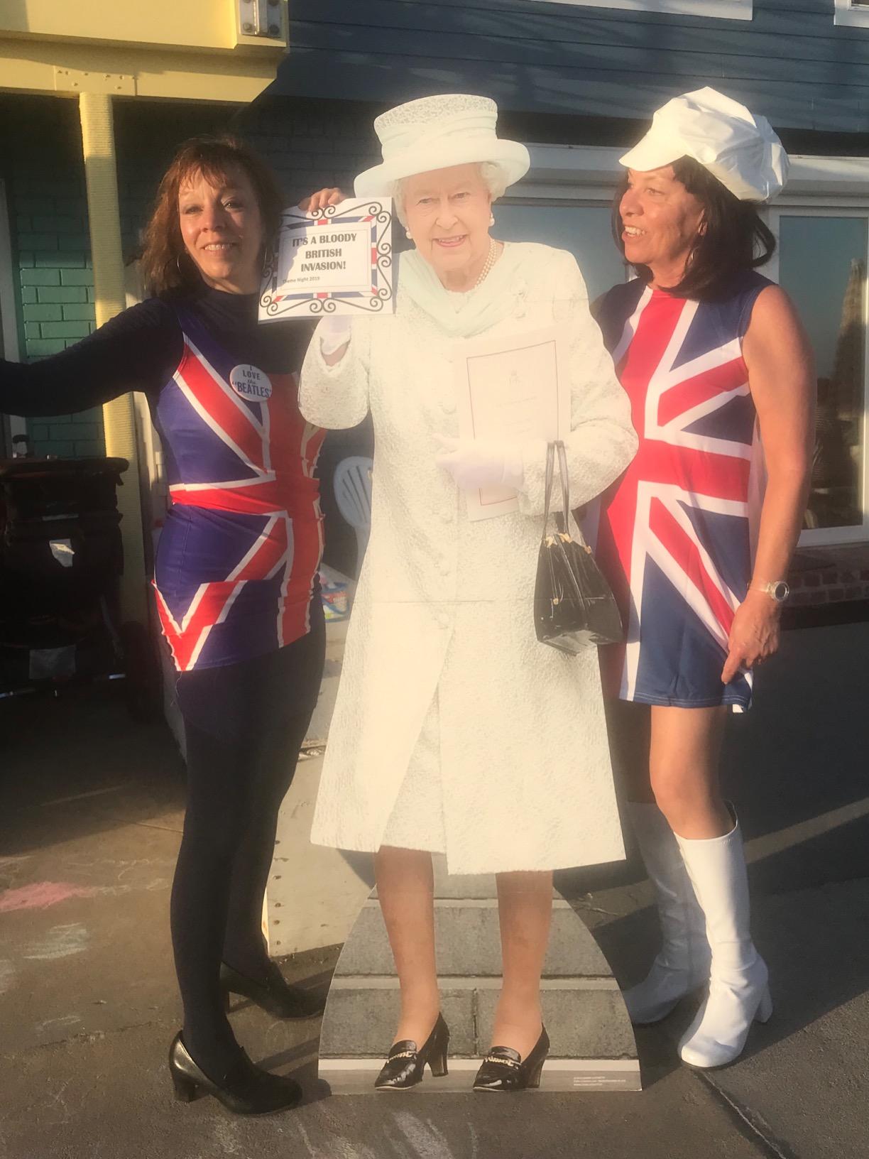 $12/mo - Finance Star Cutouts, Queen Elizabeth II in White Dress, Life ...