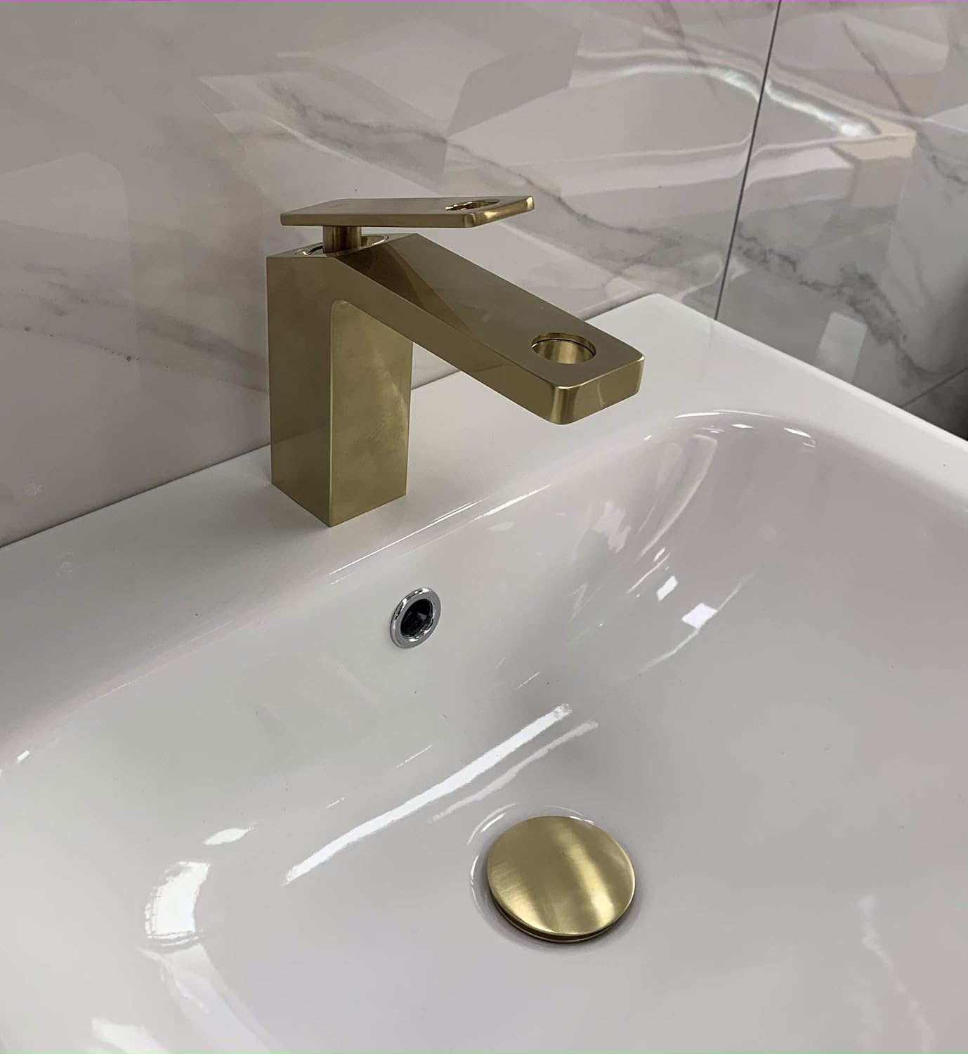 LUX London – Whirlpool – Single Lever Bathroom Sink Tap – Brushed Gold ...