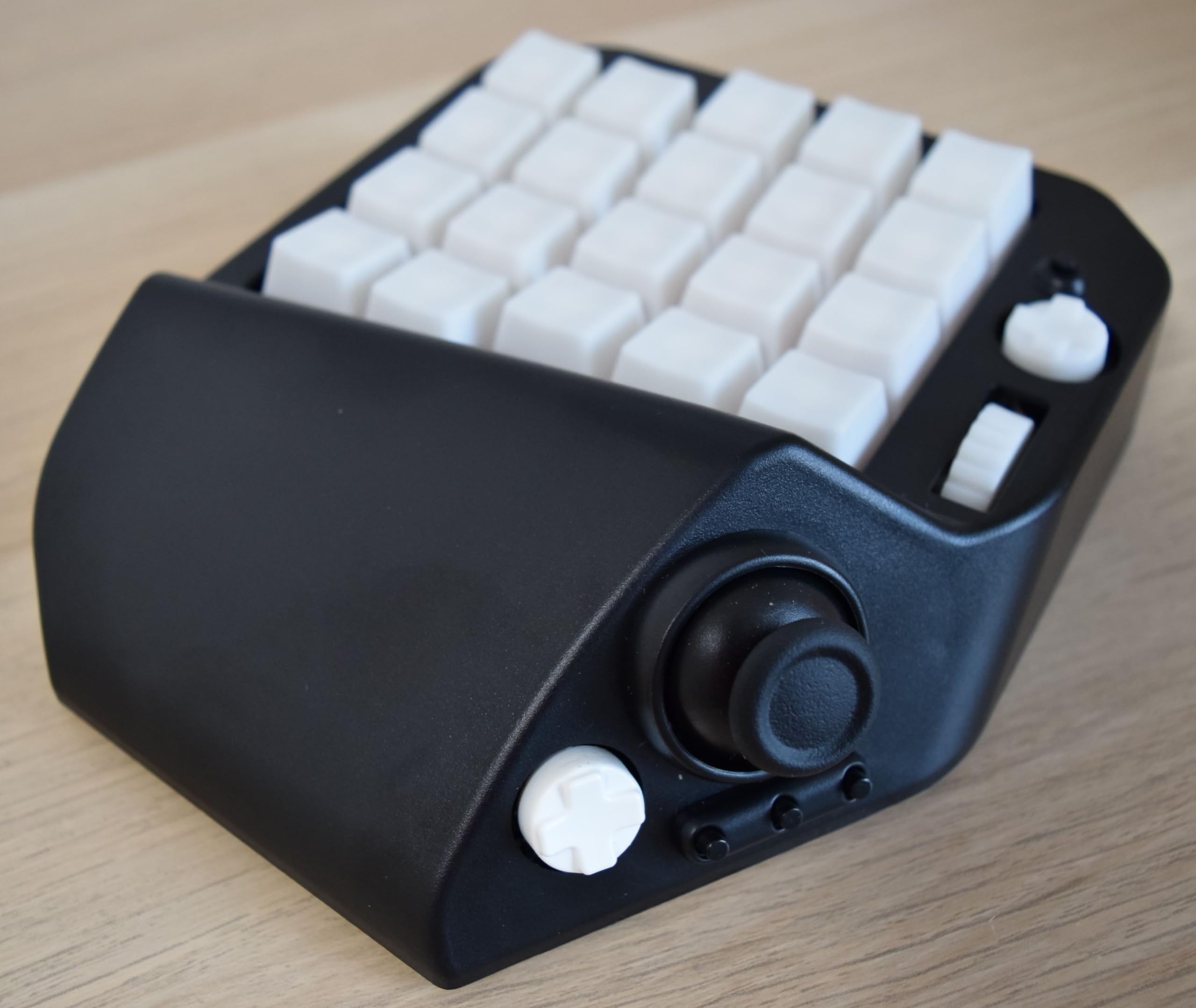 Mua [MH-Device] MH-Delta 41 Key One-Handed Gaming Keyboard with ...