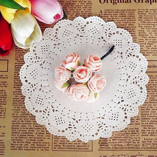 Doily wedding decorations | Beachweddingtips.com