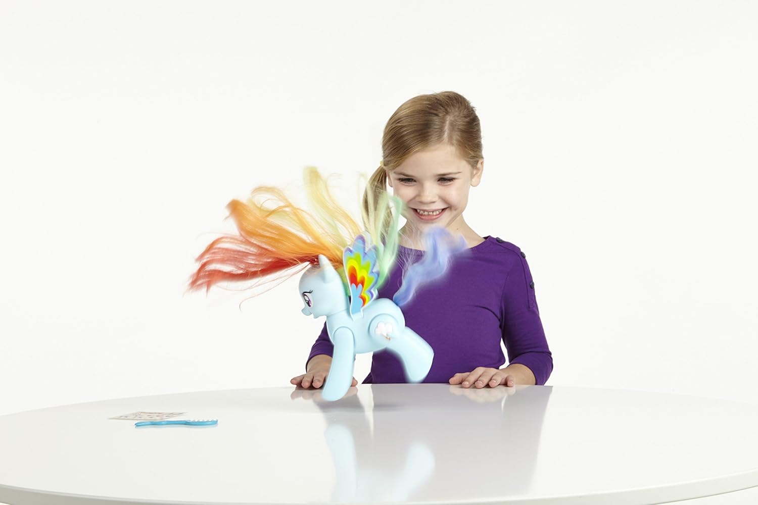 Hasbro My Little Pony Flip and Whirl Rainbow Dash Figure – BigaMart