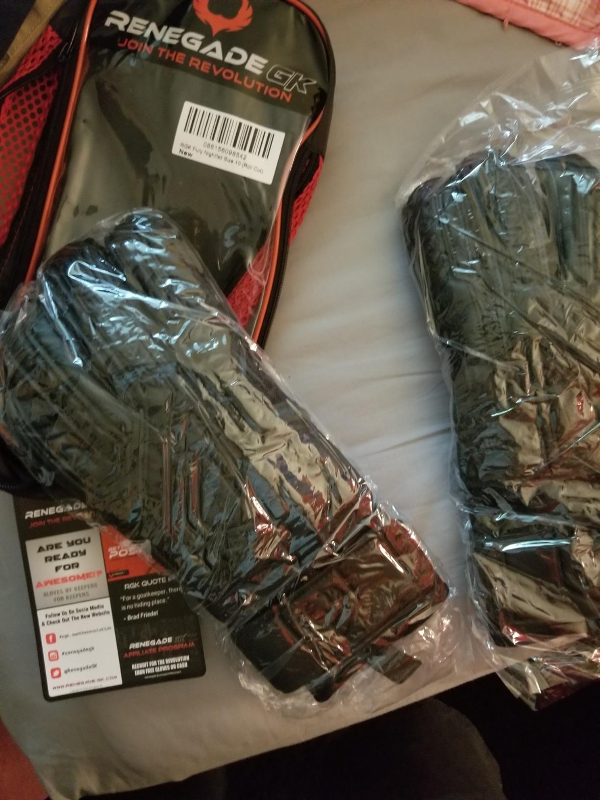 $11/mo - Finance Renegade GK Fury Goalie Gloves with Microbe-Guard ...