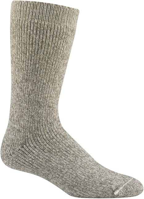 14 Warmest Winter Socks: Conquer The Cold With Toasty Toes [2019]