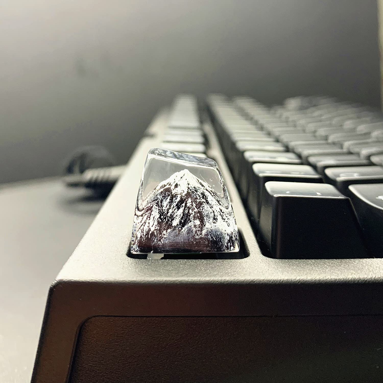 Mua Handmade Mt .Fuji Backlit Resin Artisan Keycap R4/Esc Key Cap Shine ...