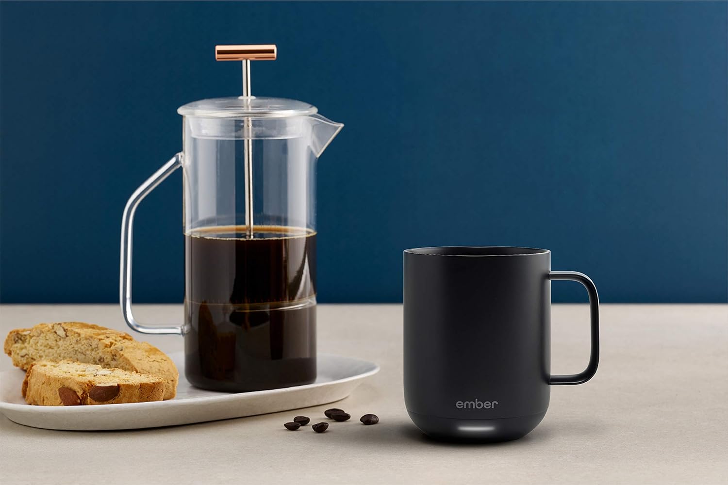 NEW Ember Temperature Control Smart Mug 2, 10 oz, Black, 1.5-hr Battery ...
