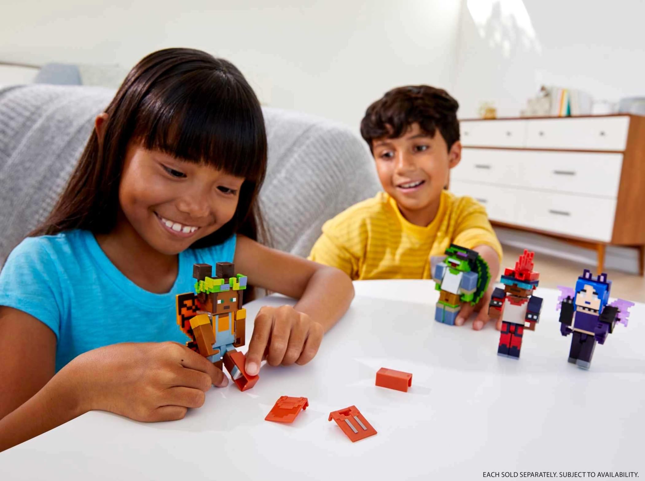 Mua Mattel Minecraft Creator Series Wrist Spikes Figure, Collectible ...