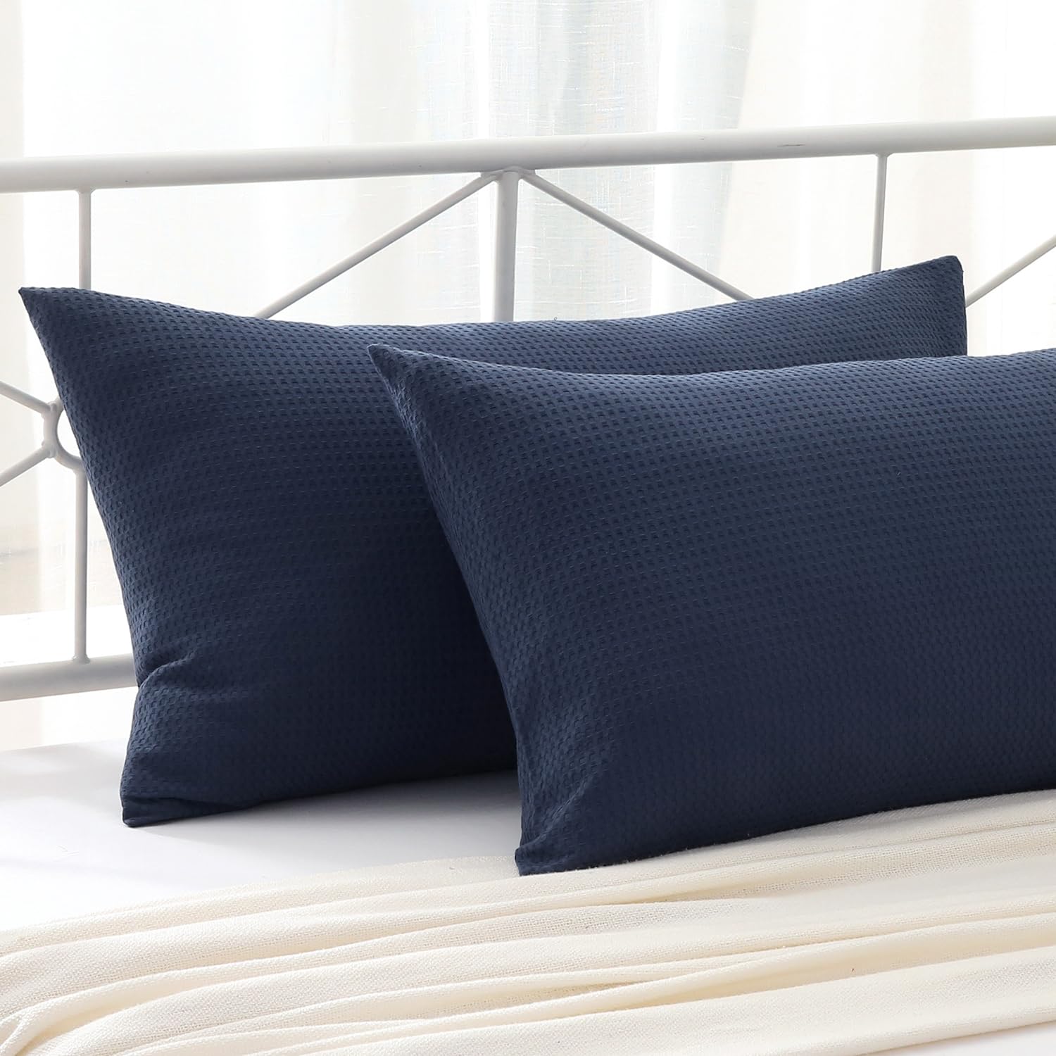 K MASANIJI 2 Pack Navy Waffle Weave Pillow Shams Standard Size, 20x26 ...
