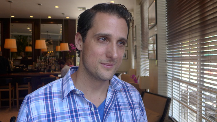 Amazon.com: Marcus Vega Doesn't Speak Spanish eBook: Cartaya, Pablo ...