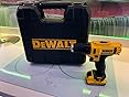 DEWALT DCD710D2-QW - Taladro Atornillador XR 10.8V, 24 Nm, con 2 baterías de litio 2Ah y maletín ...