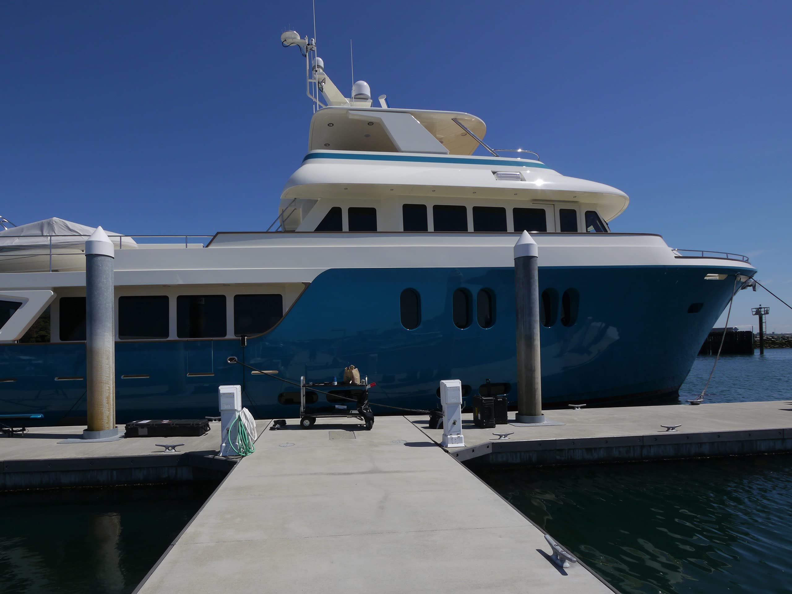 Watch Extreme Yachts - Season 1 | Prime Video