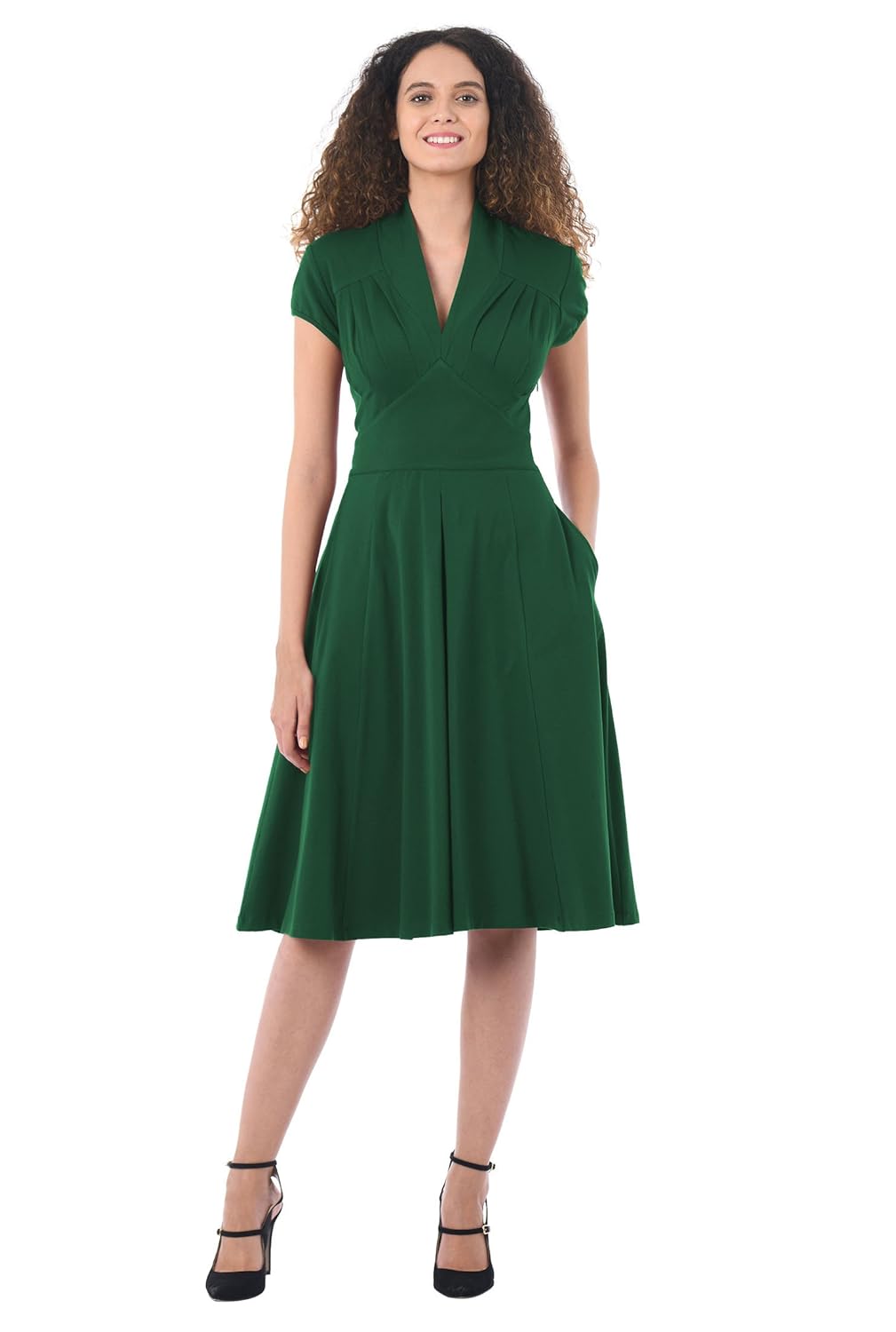 50 Vintage Inspired Clothing & Retro Clothing Stores We Love