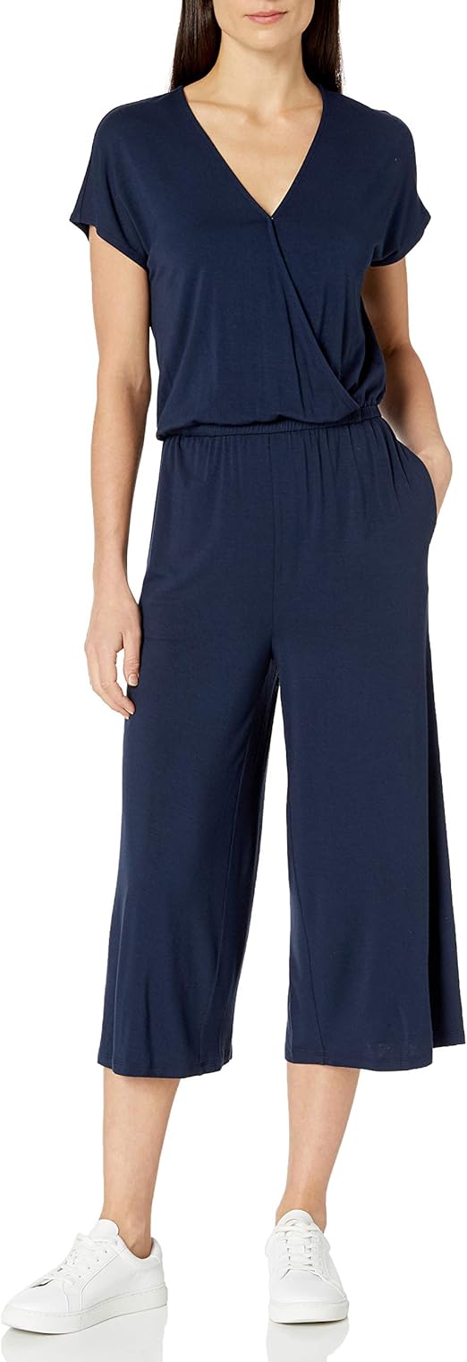 Amazon.com: Amazon Essentials Women's Short-Sleeve Surplice Cropped ...
