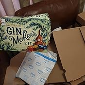 Sandy Leaf Farm Ultimate Gin Maker's Kit - Make ten big bottles of your ...