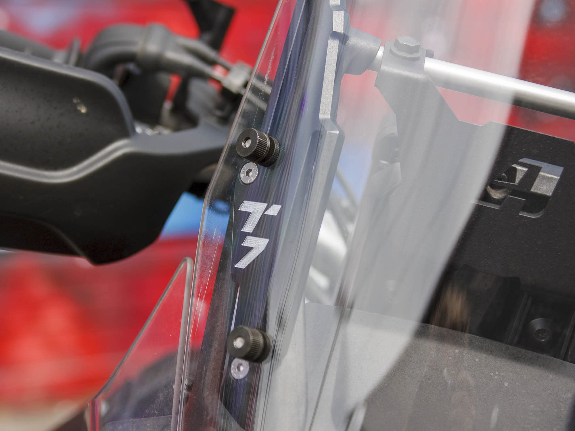 AltRider Adjustable Windscreen Risers Compatible With Yamaha Tenere 700 ...