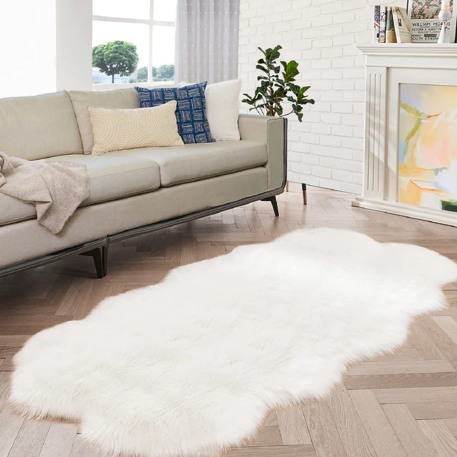 ORINOVA White Fluffy Washable Shag Area Rugs for Bedroom Faux Sheepskin ...