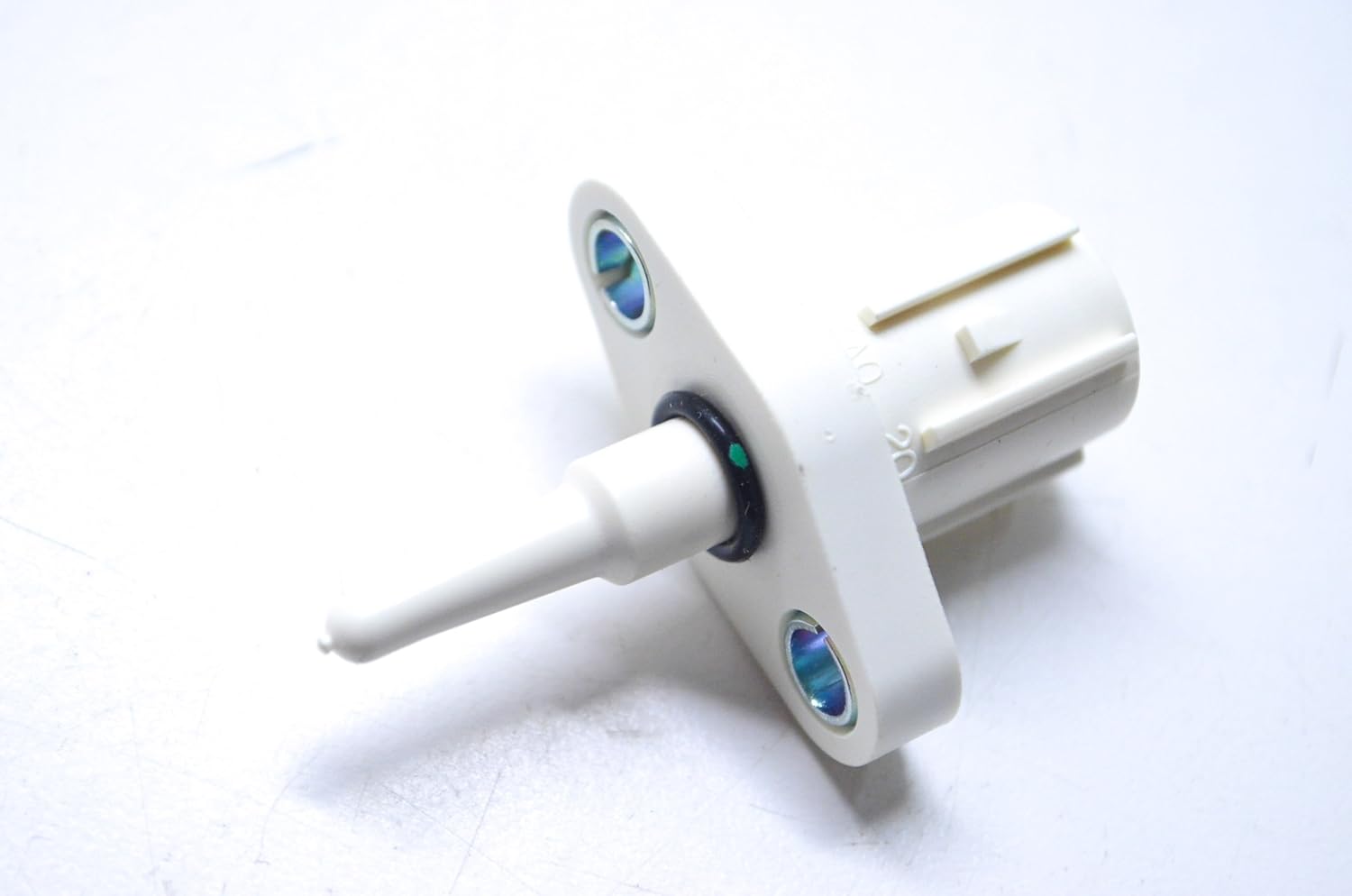 Parts & Accessories Genuine Mercury Temperature Sensor Assembly 889575 ...