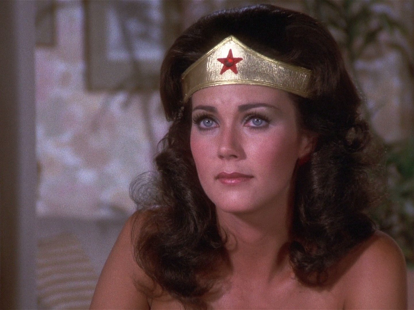 Watch Wonder Woman: The Complete Second Season | Prime Video