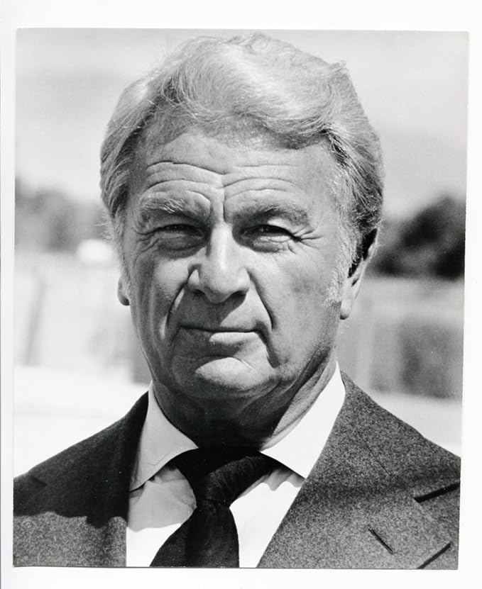 MOVIE PHOTO: Eddie Albert-7x9-B&W-Promo-Still at Amazon's Entertainment ...