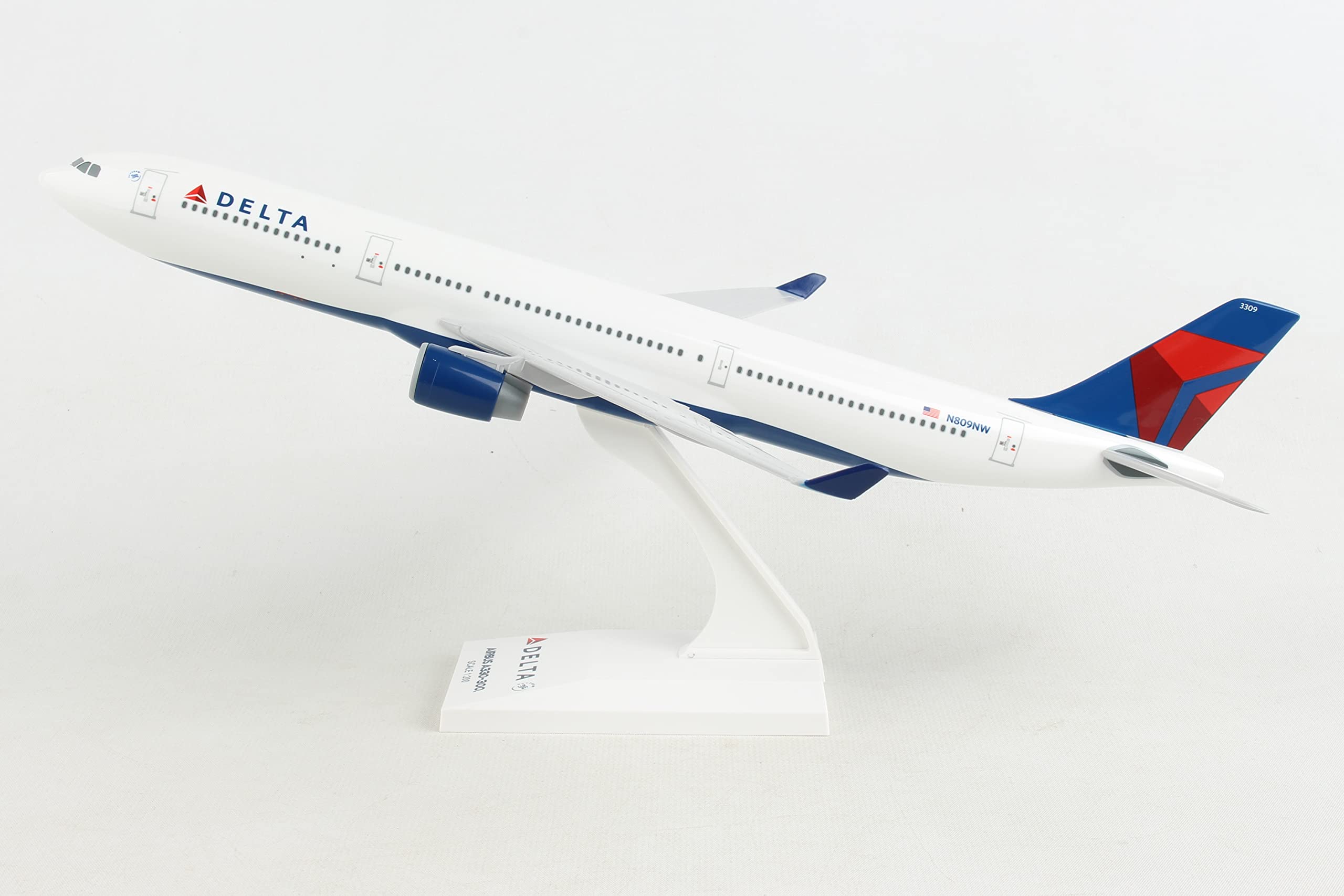 Mua Daron Skymarks Delta A330-300 New Livery Model Kit (1/200 Scale ...