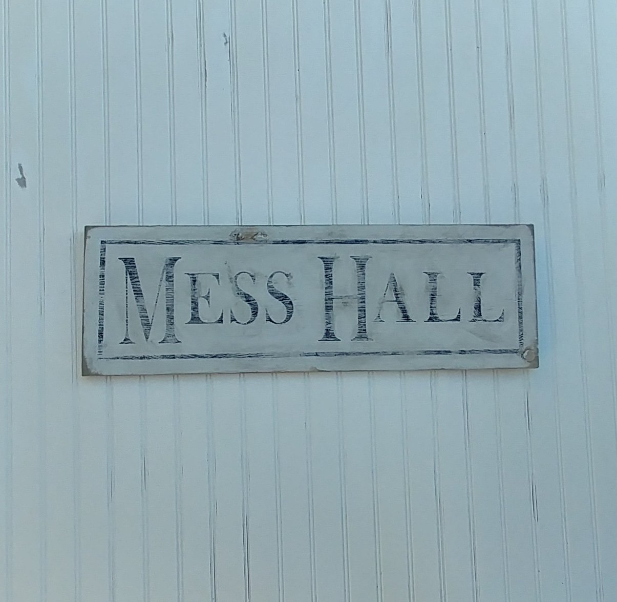 Amazon.com: Rustic cottage Mess Hall sign/white black/kitchen/market ...