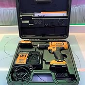 DEWALT DCD710D2-QW - Taladro Atornillador XR 10.8V, 24 Nm, con 2 baterías de litio 2Ah y maletín ...