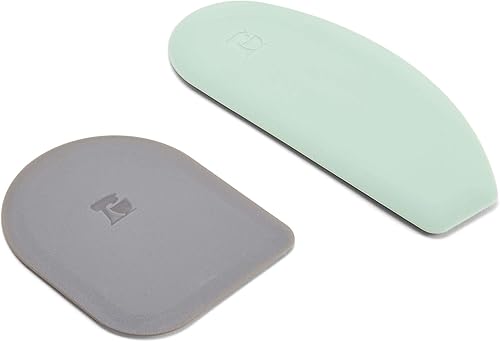 The 7 Best Bench Scraper In 2024 For Your Kitchen - Chef's Resource