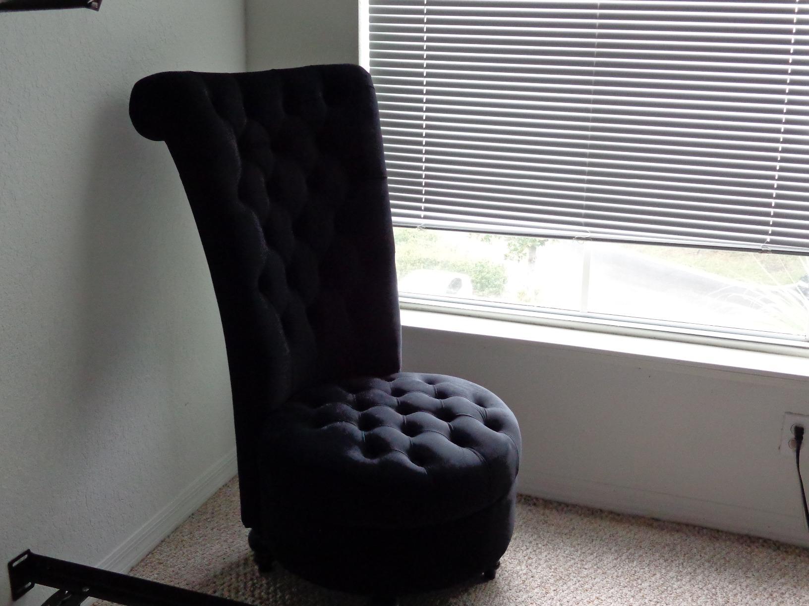 $49/mo - Finance HOMCOM Retro Button-Tufted Royal Design High Back ...