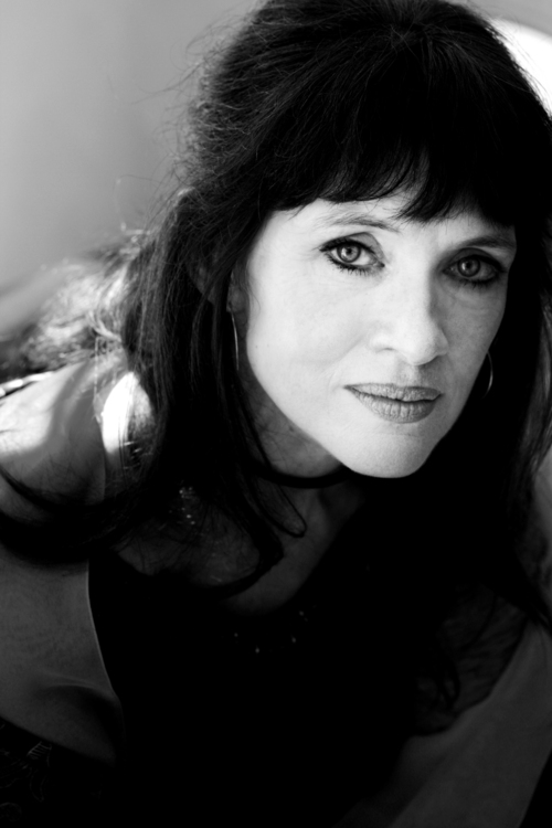 Nancy Huston - Biographie et Livres Audio | Audible.fr